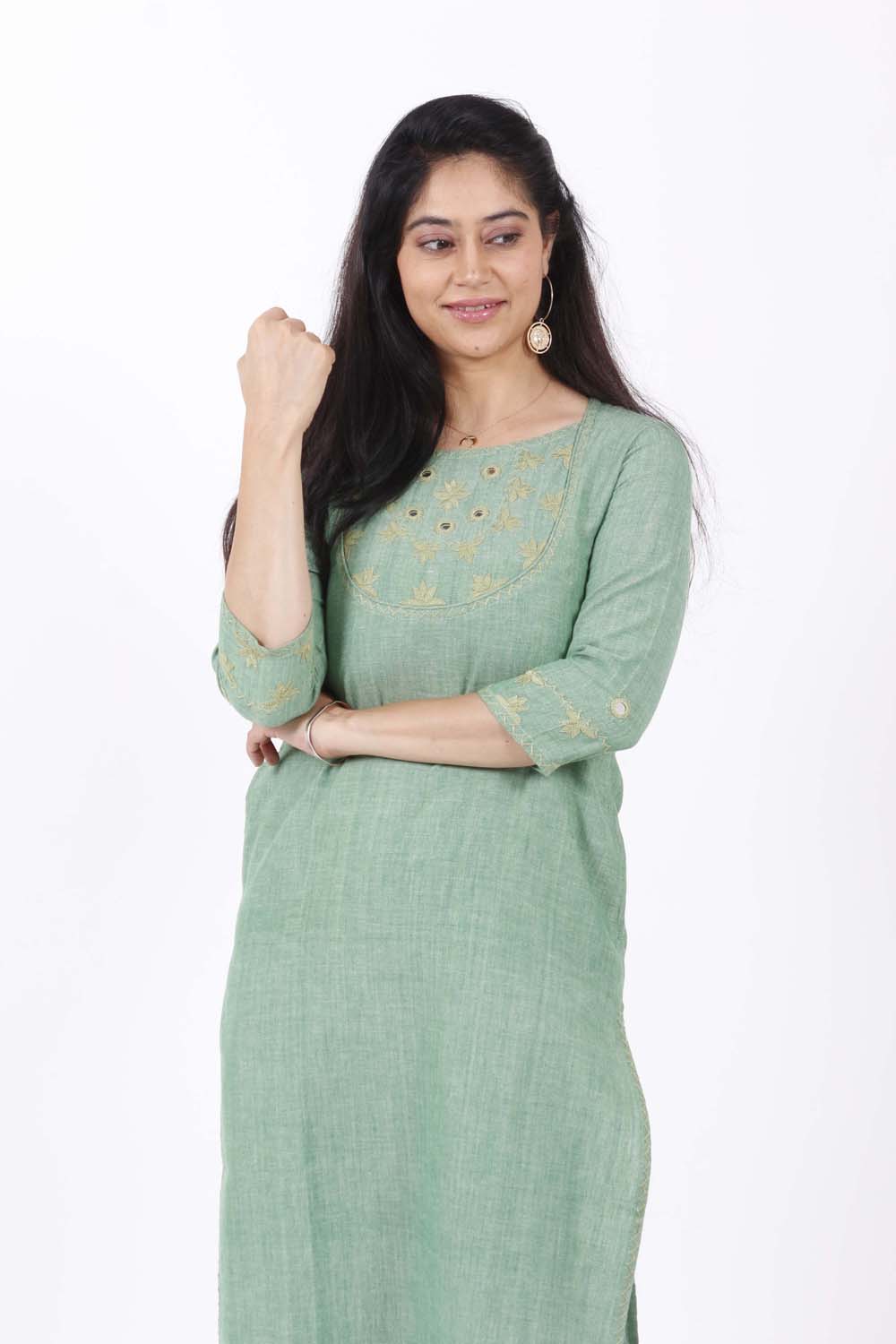 Mehak Hand Embroidered Kurta – Urmul Store